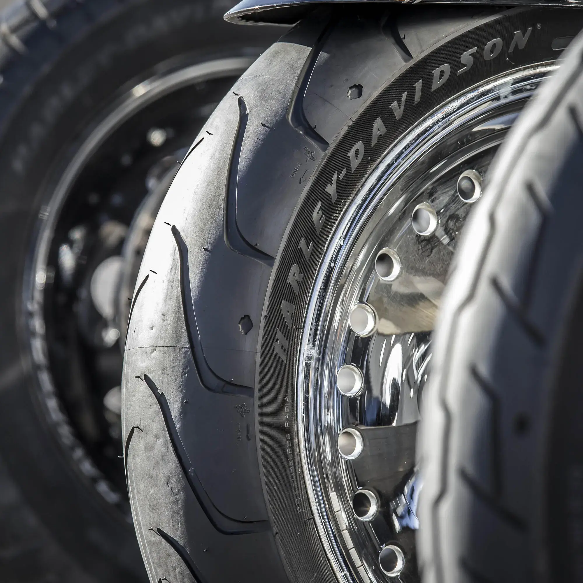 MICHELIN SCORCHER 21 - Motorcycle Tire | MICHELIN USA