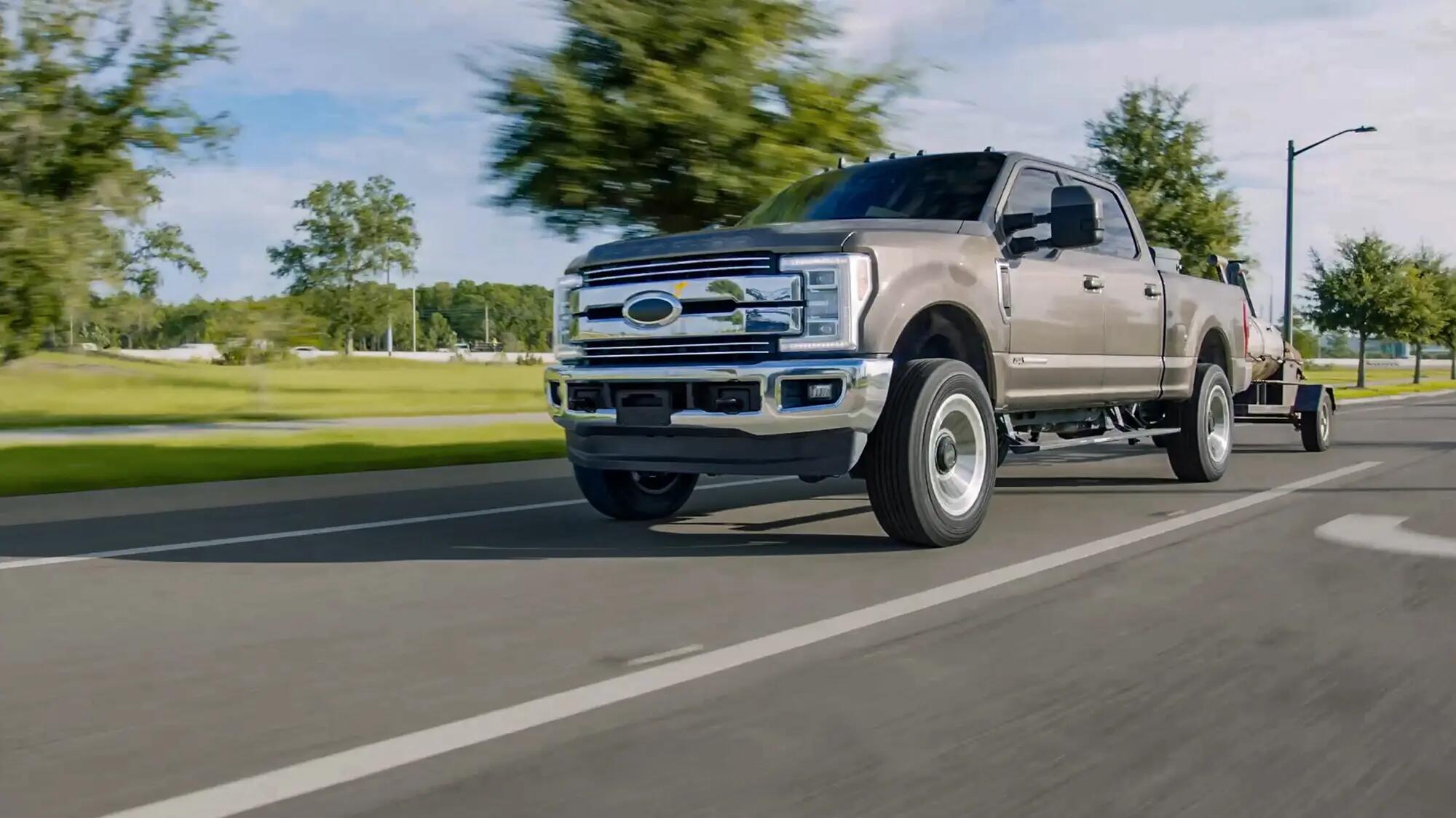 MICHELIN Defender LTX Platinum - Car Tire | MICHELIN USA